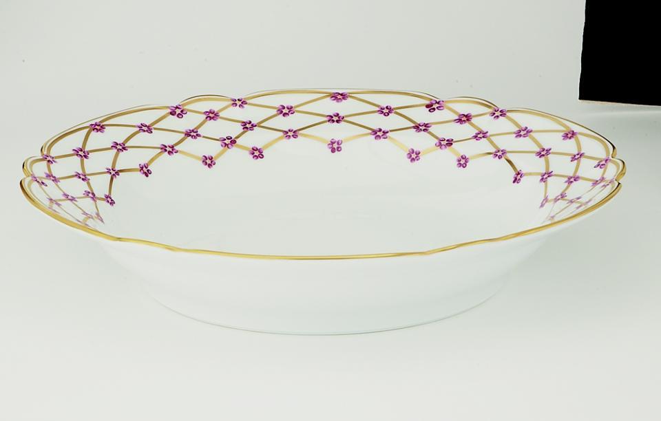 Elizabeth Deep Round Dish – Quintessentials